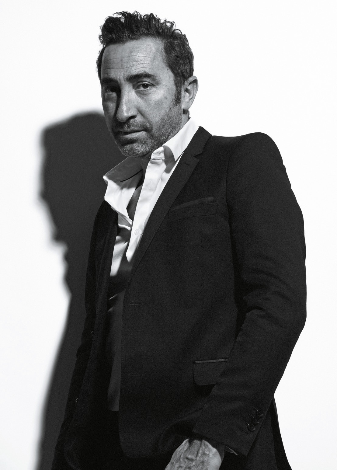 Portrait : ERIC MEGNA « LE MÉTIER DE COIFFEUR ? IL SE VOLE ...